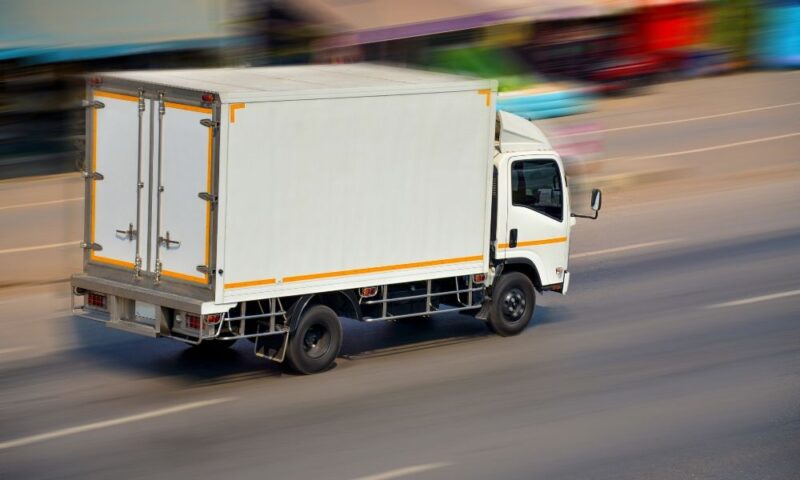 Benefits of Refrigerated Trucks in Transporting Perishable Goods