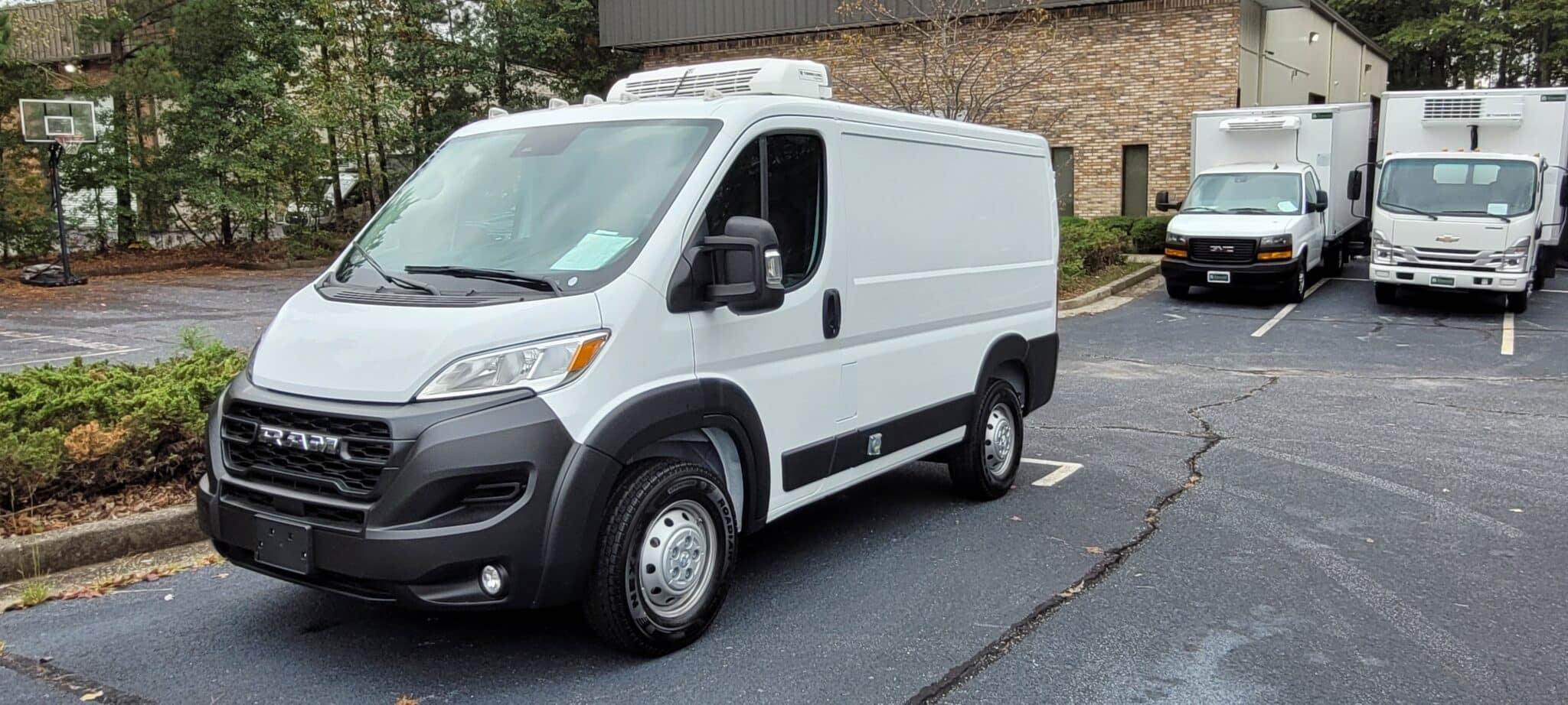 What is the Difference Between a Refrigerated Truck and a Freezer Truck ...